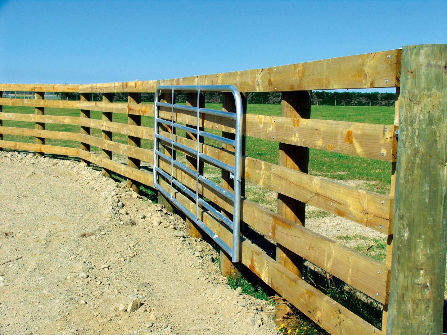 Farm Rails - Goldpine