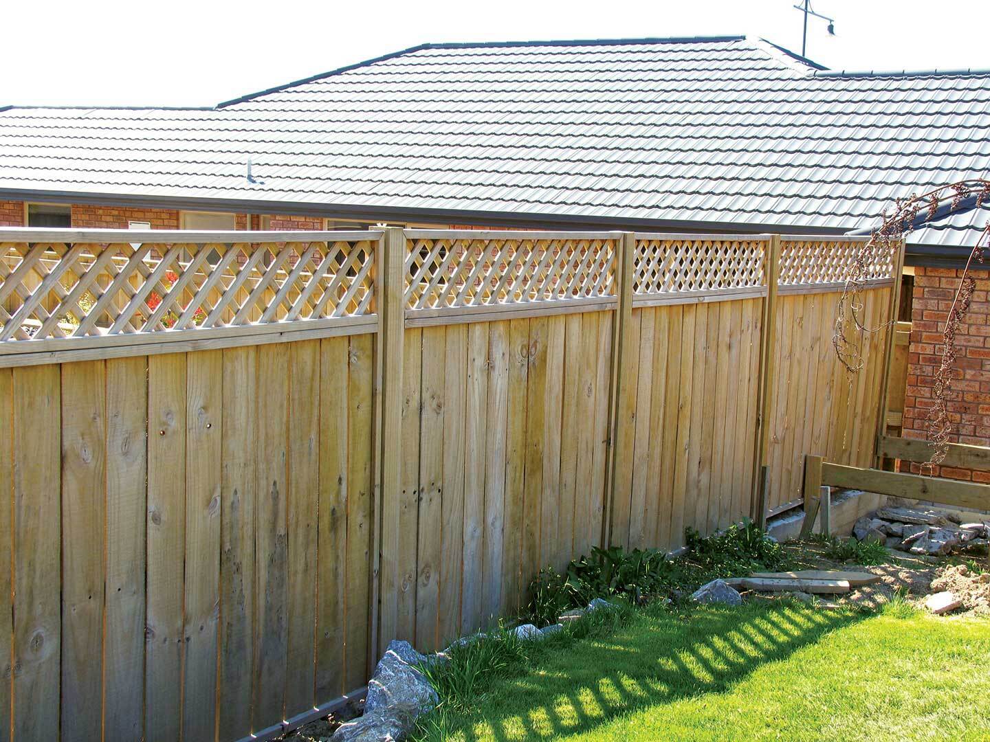 Fence Panels - Goldpine
